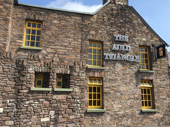 Auld Triangle Bar & Restaurant | Pure Cork | Food-drink
