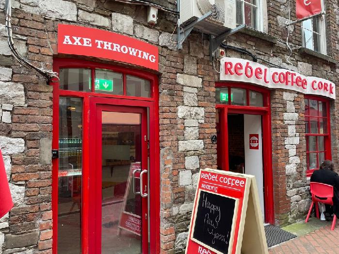 Axe Throwing Cork | Pure Cork | Things-to-do